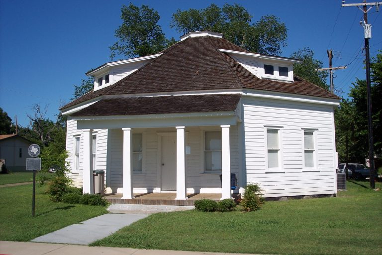 Historic Homes & Buildings - Terrell Chamber of Commerce